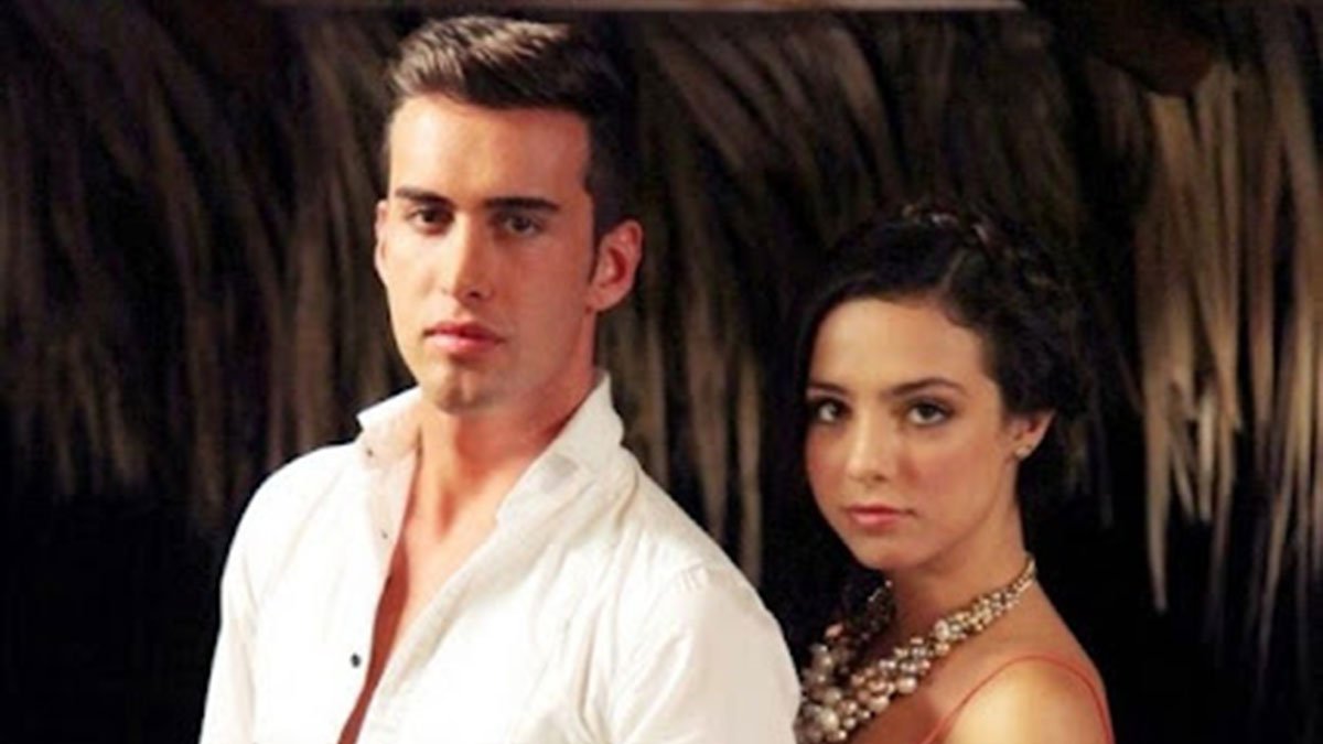 Roberto Carlo es Paulo San Román - Más Telenovelas